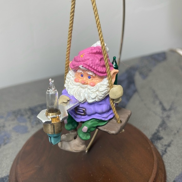 Hallmark | Holiday | 987 Hallmark Keepsake Magic Lighted North Pole ...